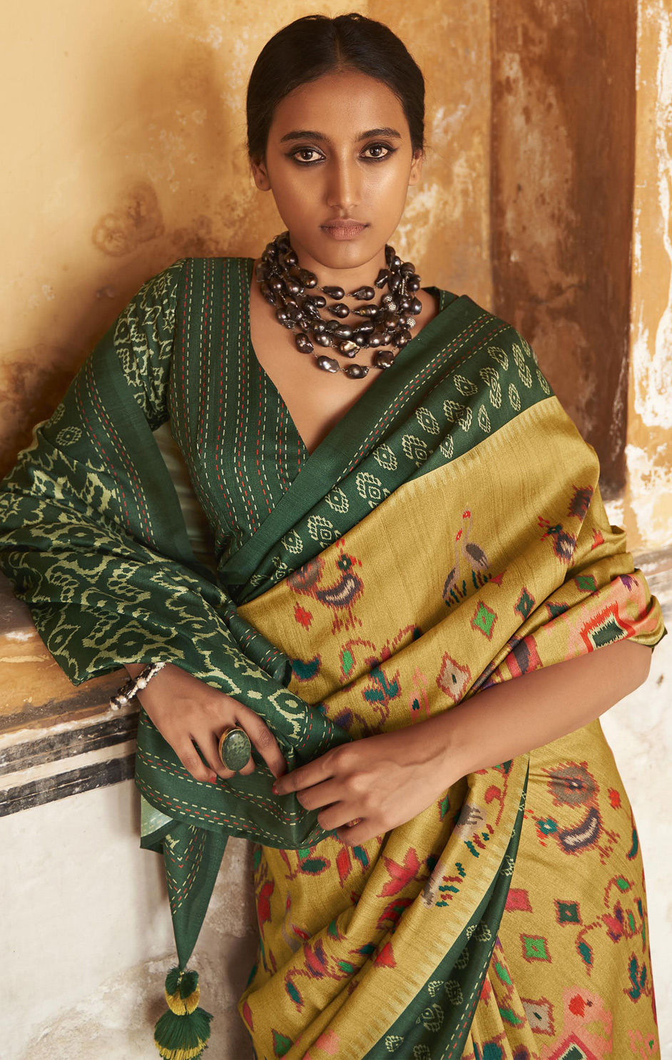 Traditional Yellow color Art Silk, Silk fabric Saree : 1897470