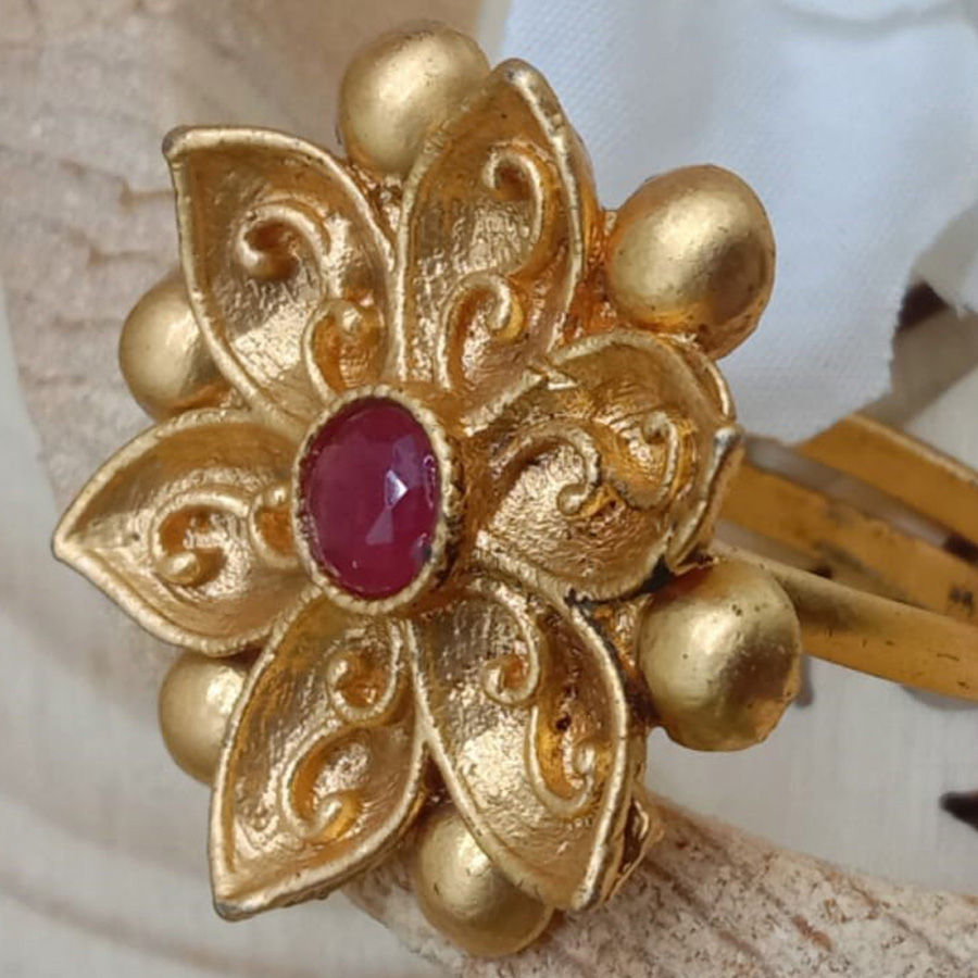 Red and Maroon color Copper metal Ring : 1944291