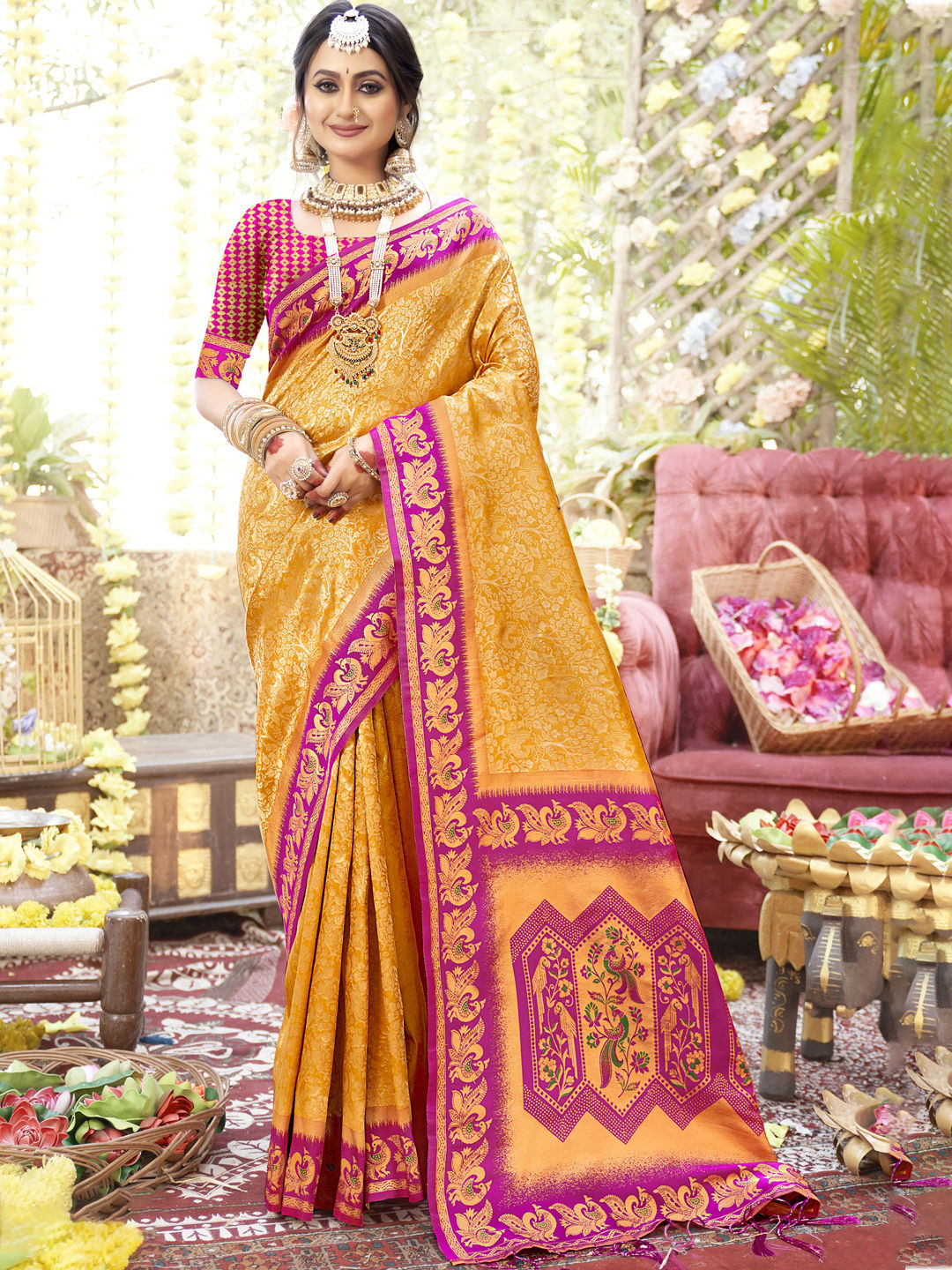 Traditional, Wedding Yellow color Silk fabric Saree : 1997798