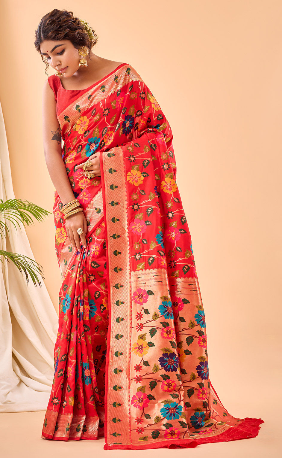 Reception, Traditional, Wedding Red and Maroon color Silk fabric Saree : 1950510