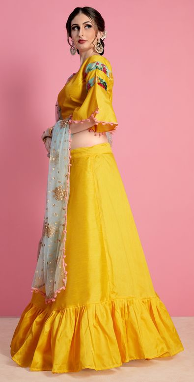 1512455: Wedding Yellow color Semi Velvet fabric Lehenga